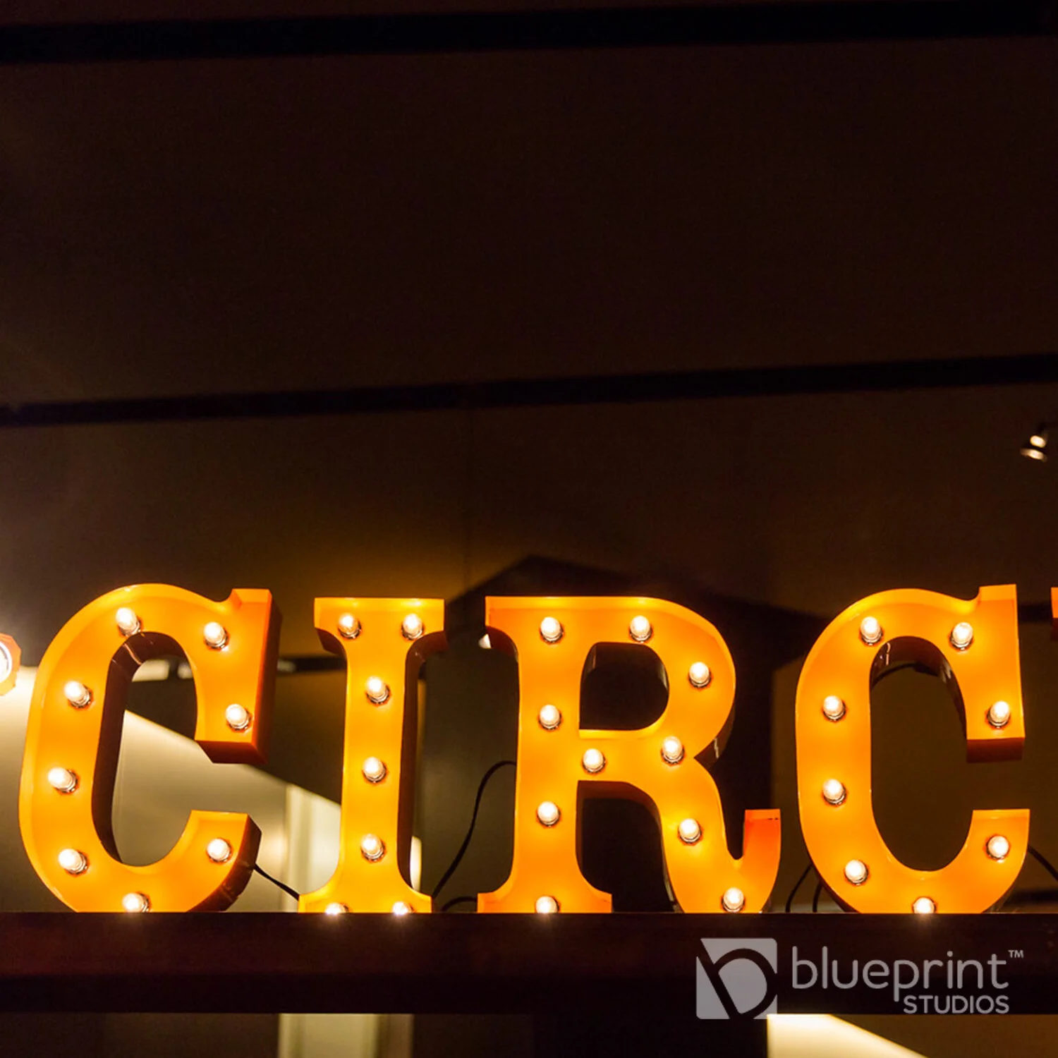 MARQUEE LETTER - R - GOLD — BLUEPRINT STUDIOS EVENT RENTALS SAN ...