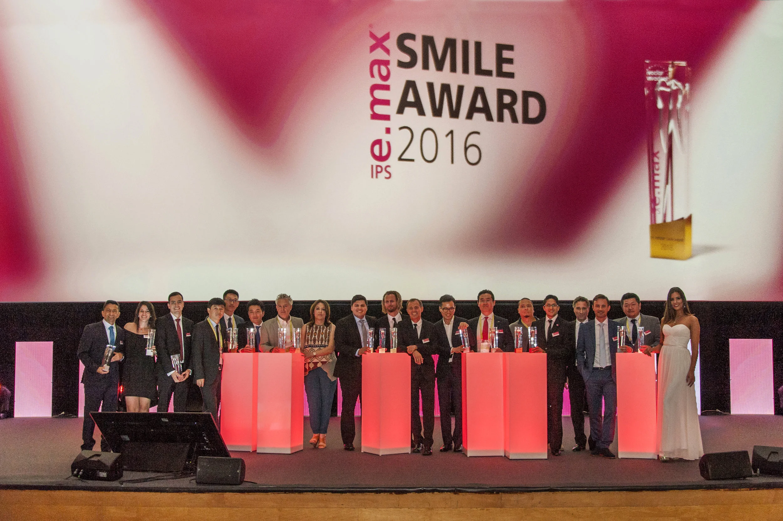 AWARD — PLASTER DENTAL-TECHNIK
