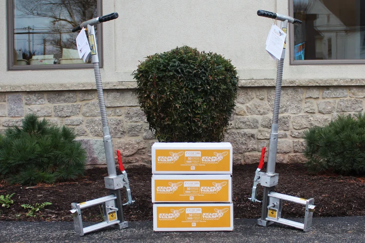 Staple Wasp — Weaver Mulch