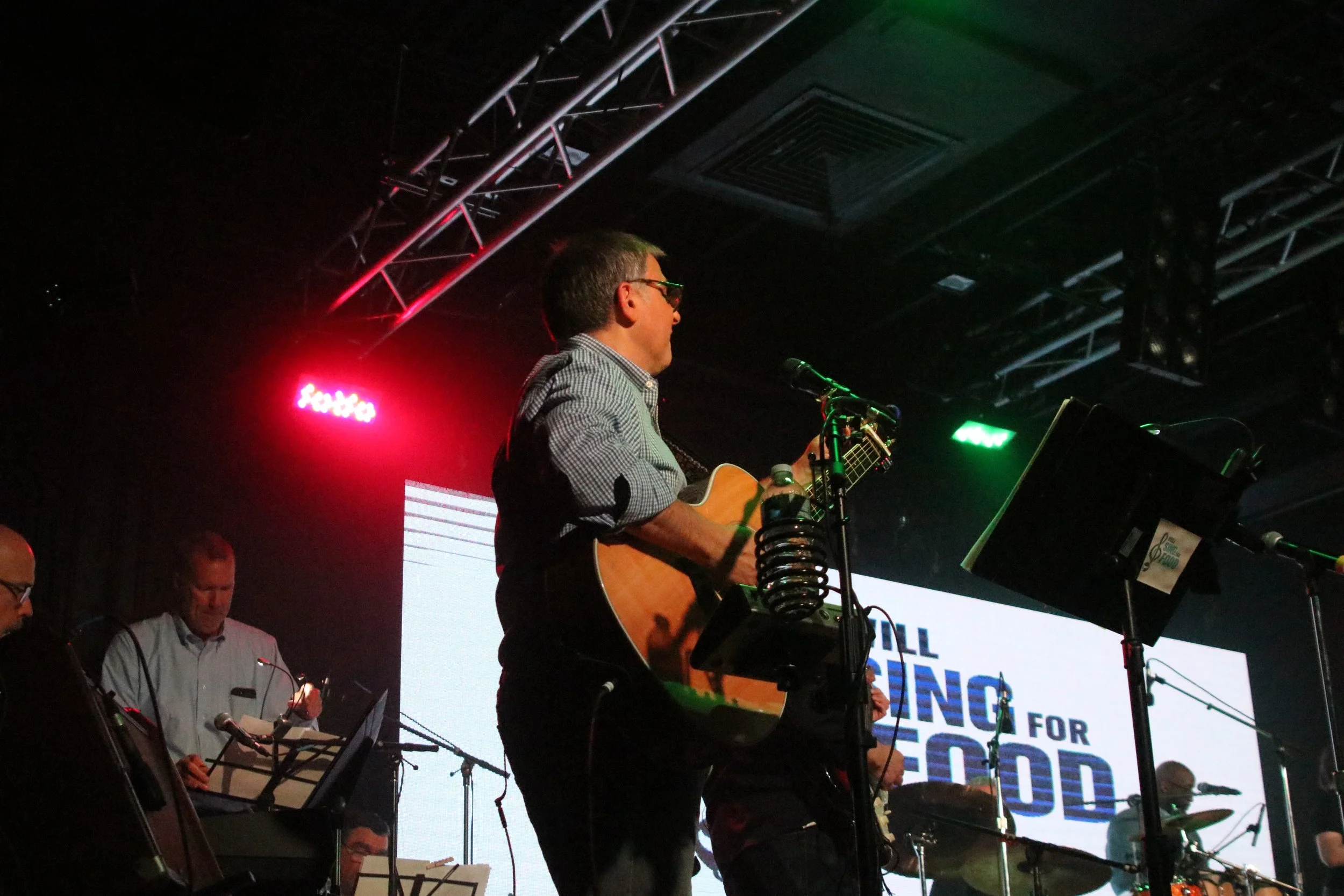 MEDIA — Will Sing For Food