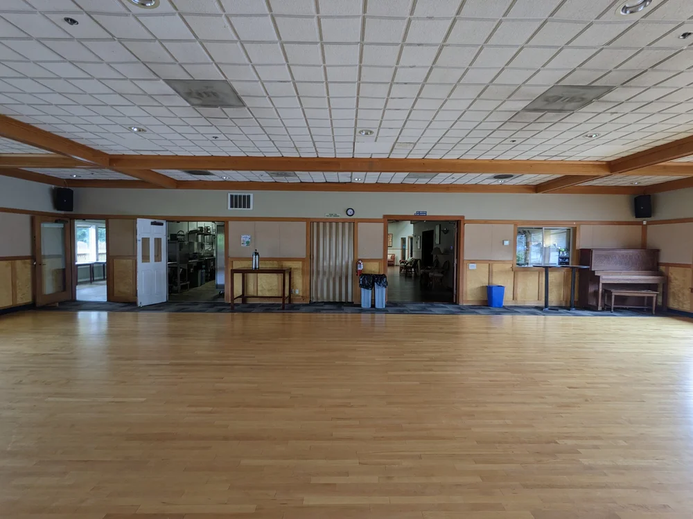 LakeView — Lake Ballinger Center
