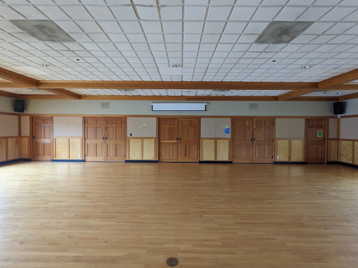 LakeView — Lake Ballinger Center