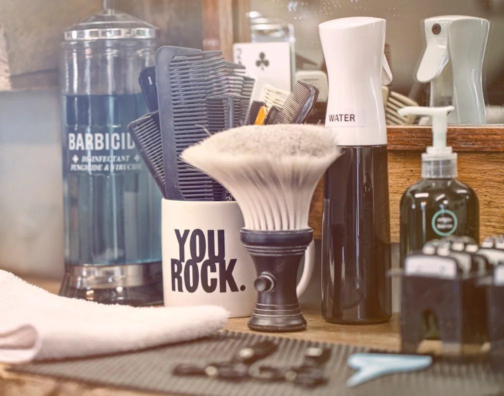 1776 Men's Grooming Parlor