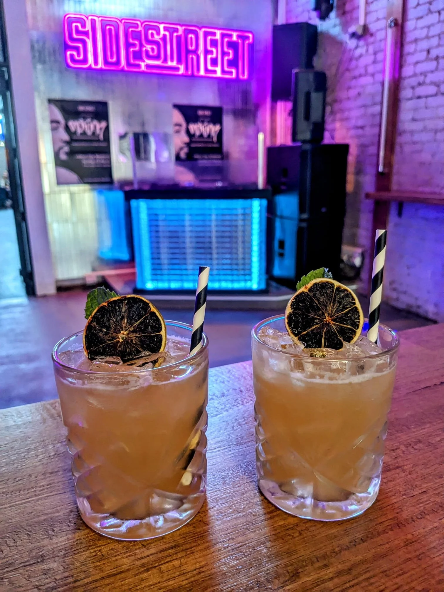 Book Now — Side Street 3195