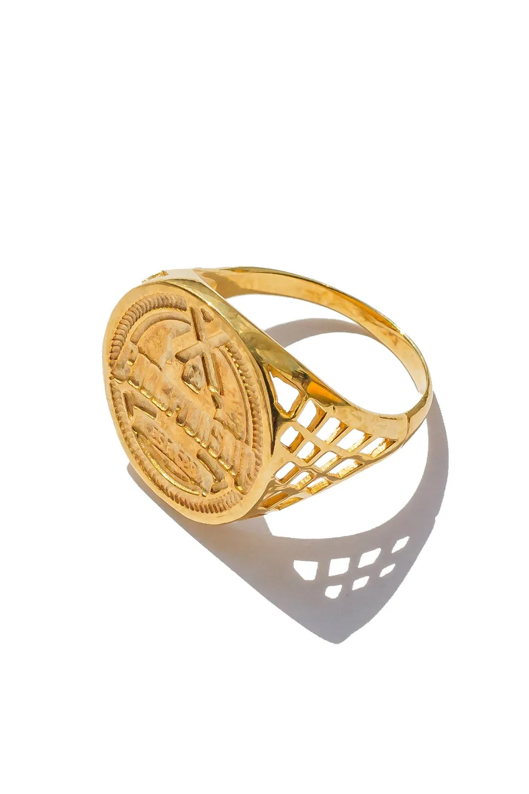 Championship Half-Sovereign Ring Gold — Seekd