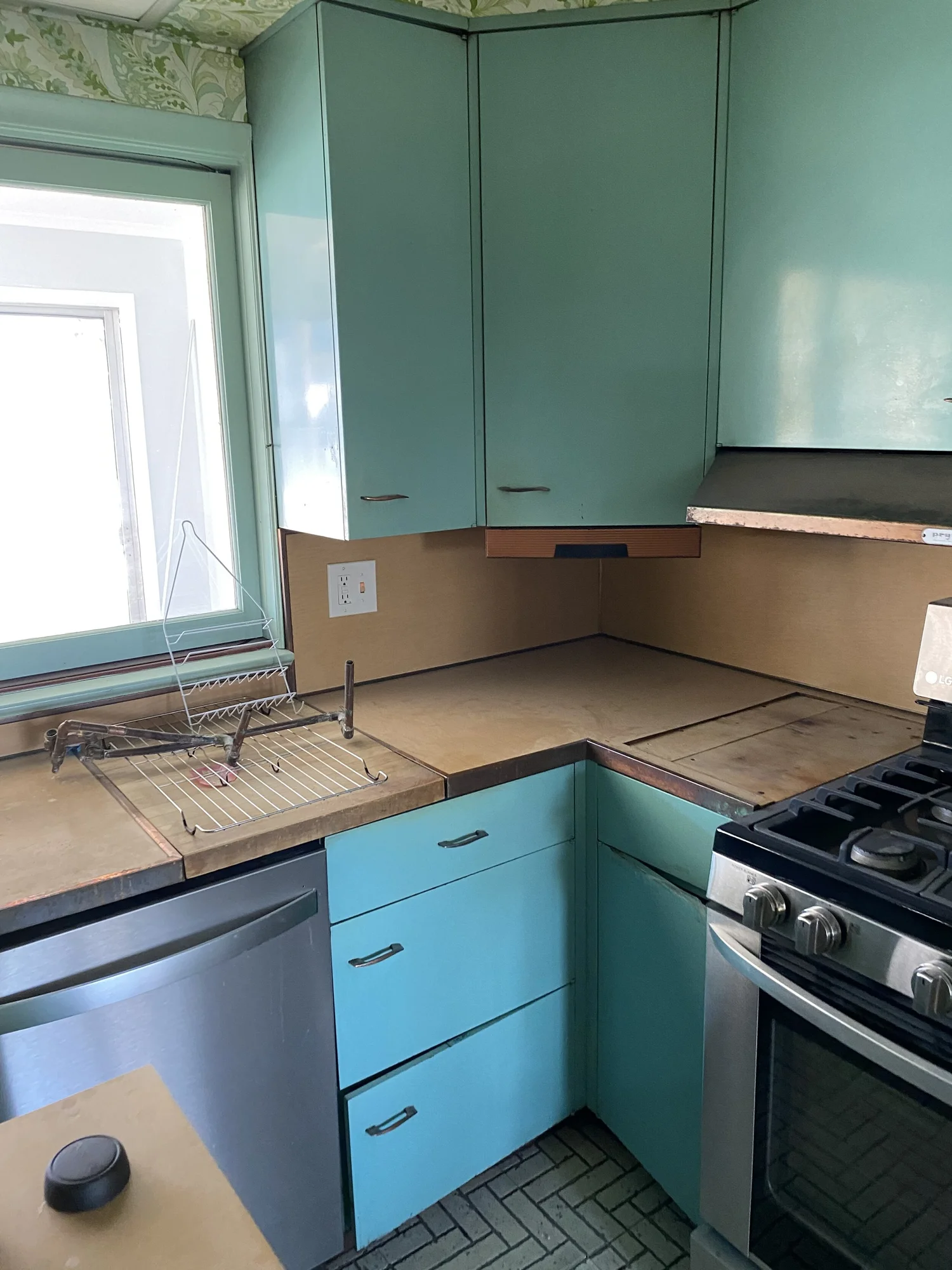 Retro Kitchen Cabinets