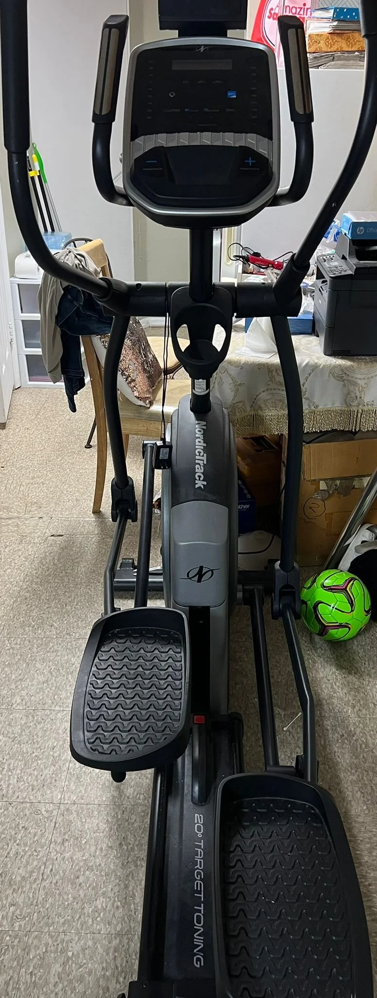 Elliptical Nordic Track E7.52 — Furniture Matchmaker
