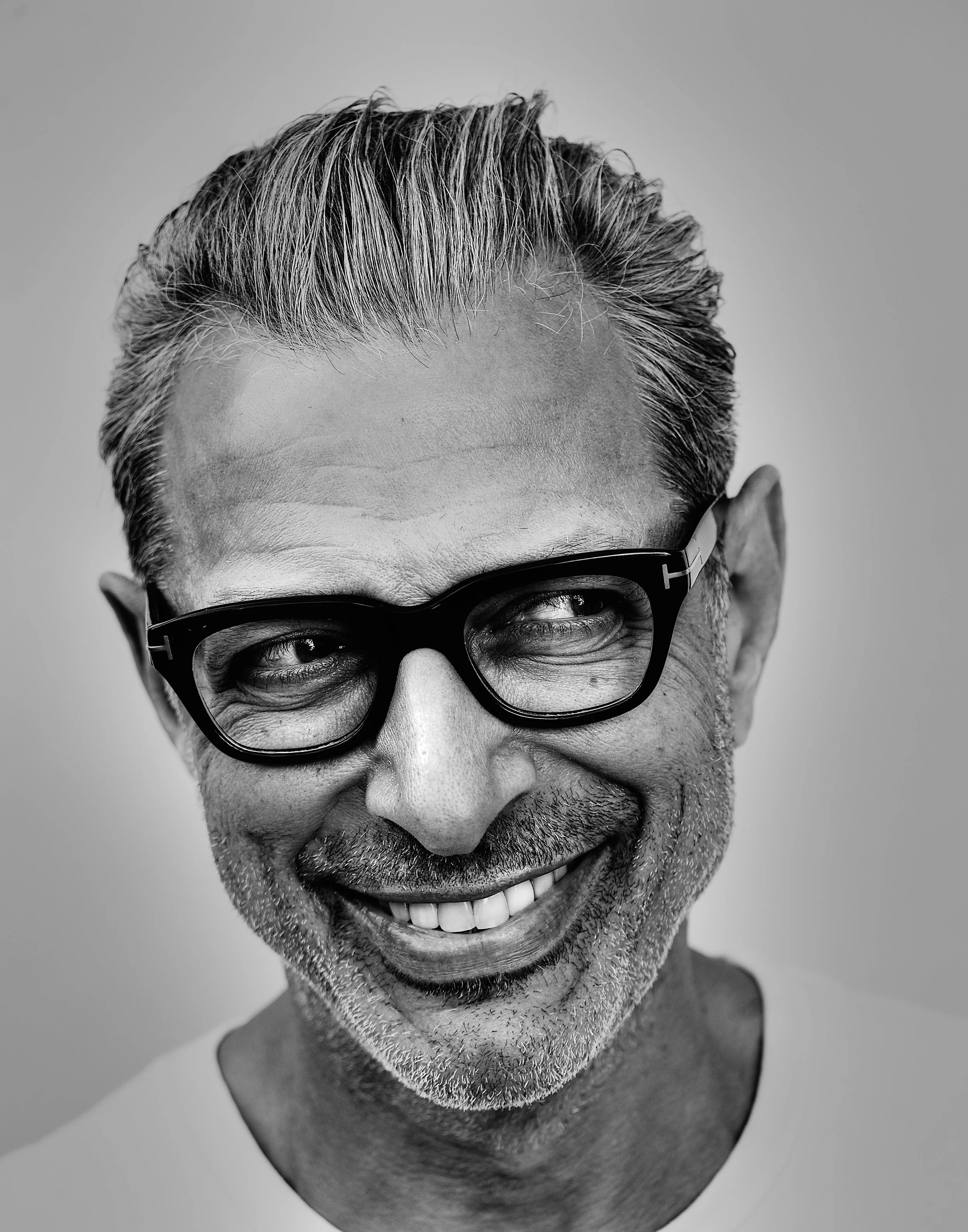 Portrait — PHIL KNOTT