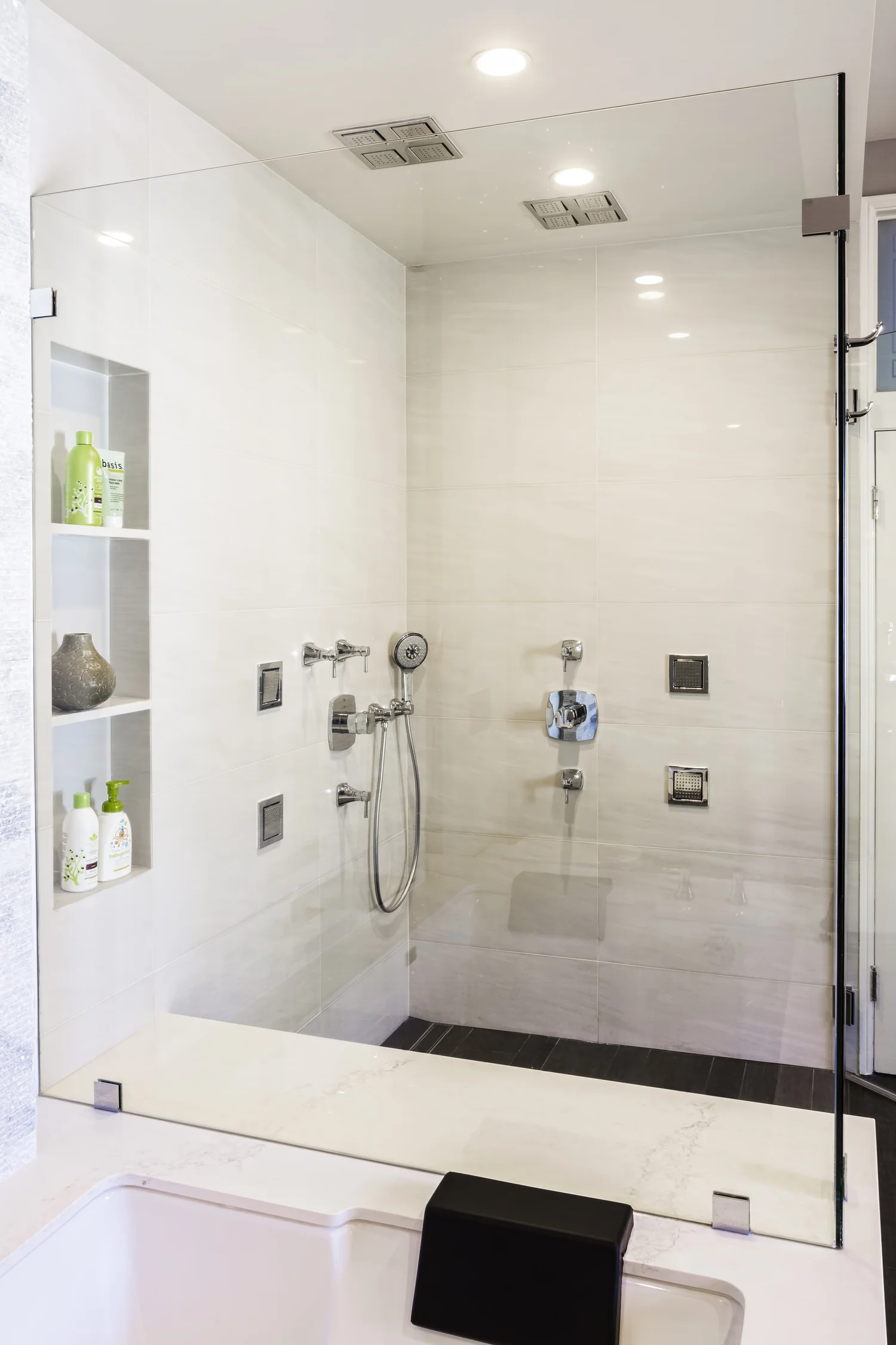 HANCOCK PARK MASTER BATHROOM REMODEL | SPAZIO LA