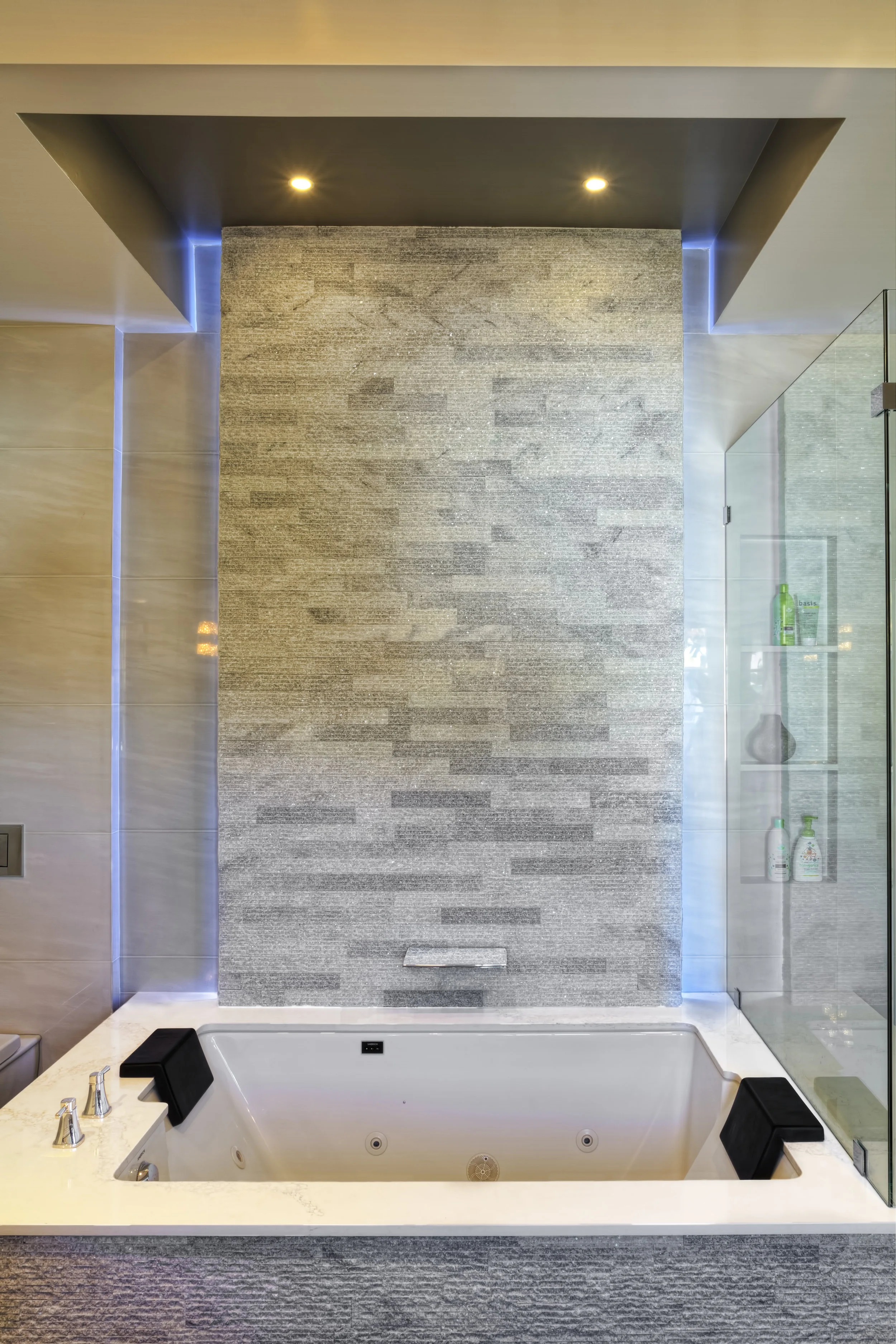 HANCOCK PARK MASTER BATHROOM REMODEL | SPAZIO LA