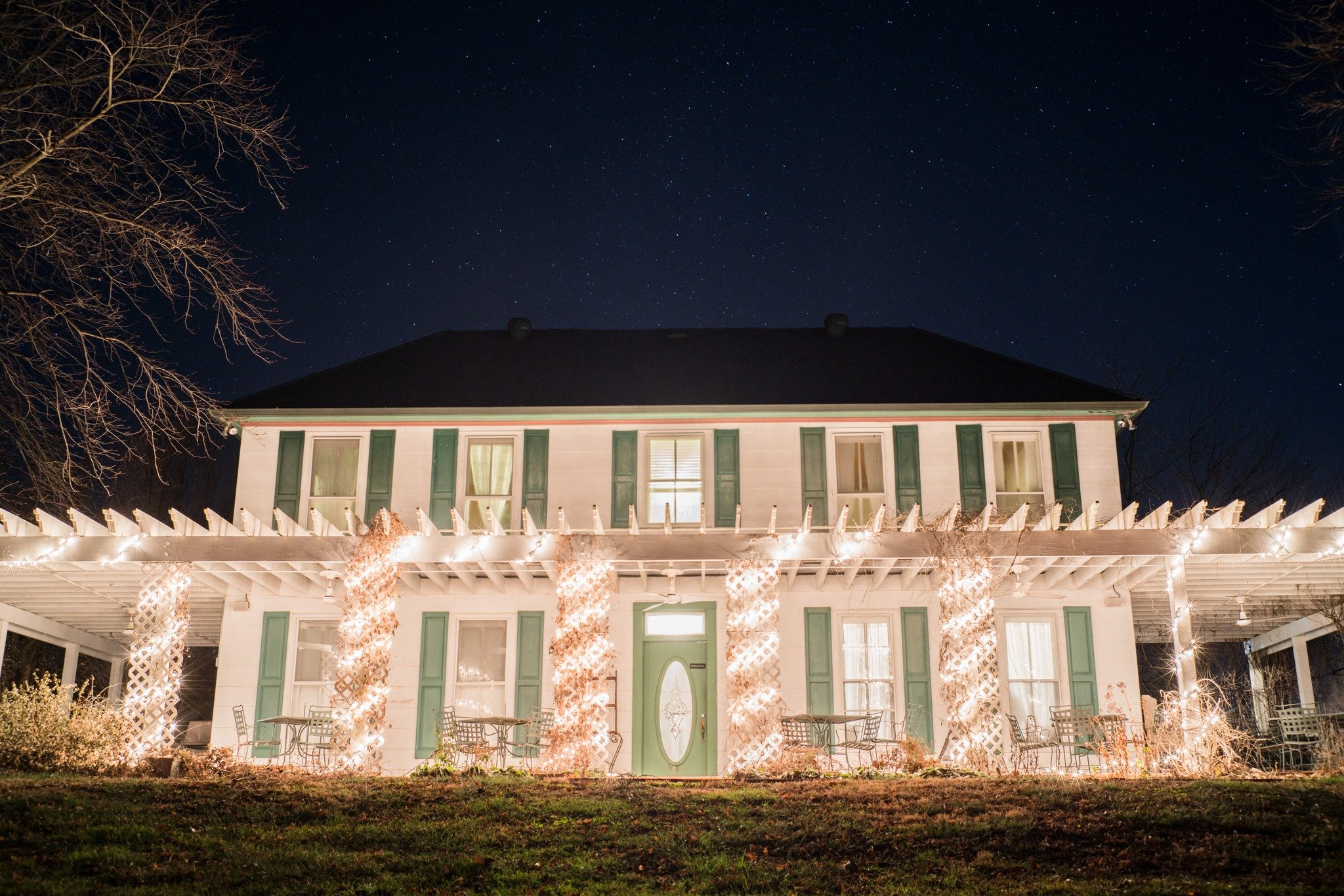 Tours & Tastings — Defiance Ridge Vineyards