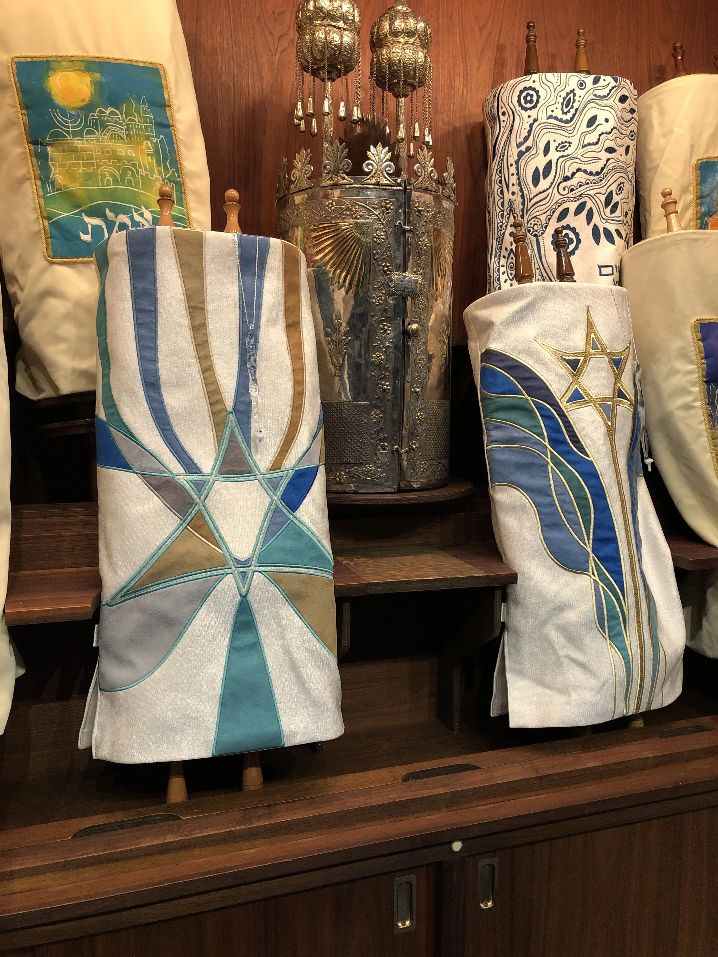 Torah Mantels : Custom-Designed & Modern Torah Covers by Chana Gamliel ...