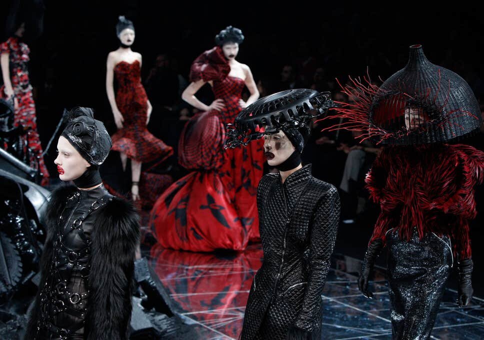"A designer's designer": Remembering the late Alexander McQueen, a ...