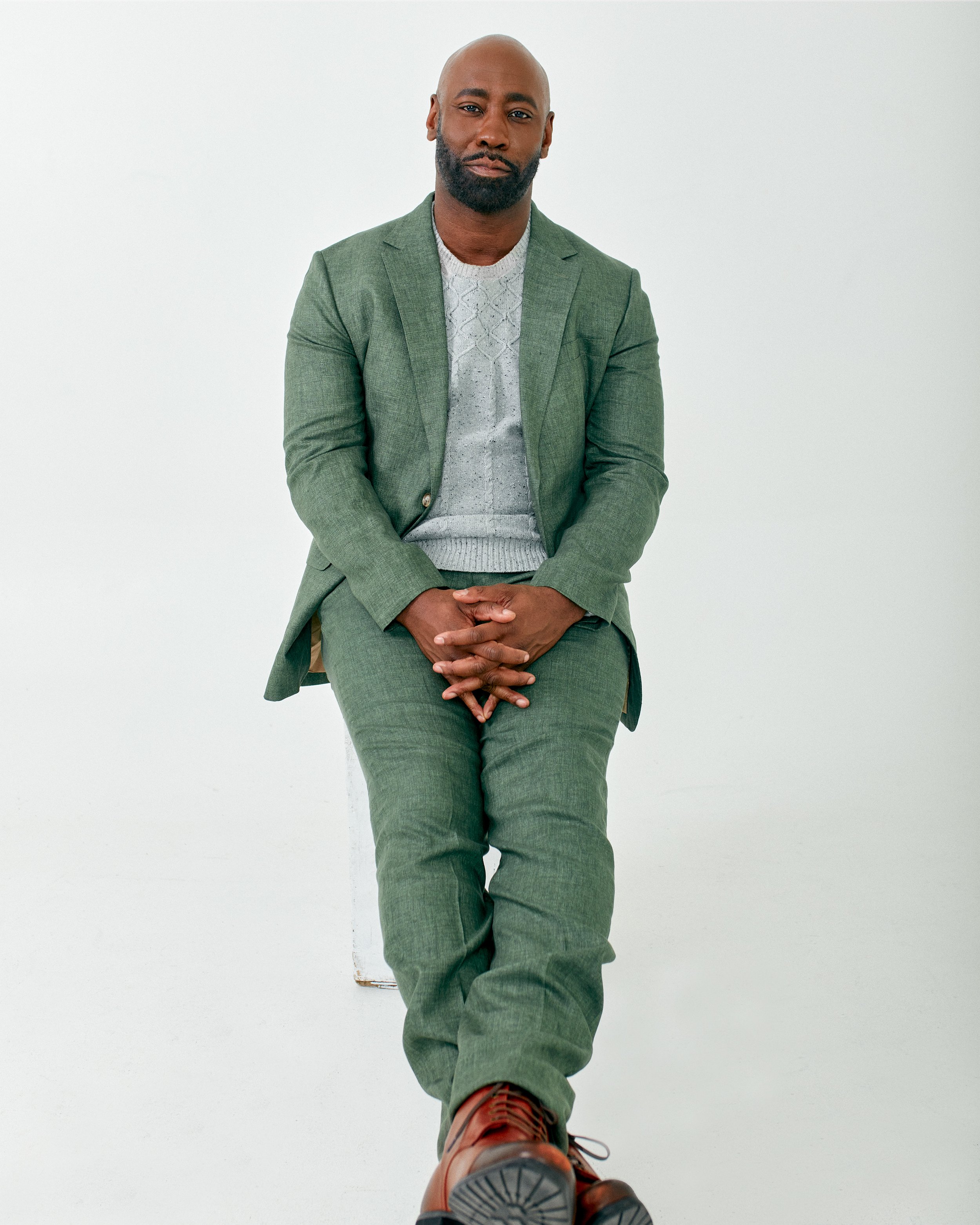 DB Woodside on The Night Agent, Introversion, and His Favorite Wine ...
