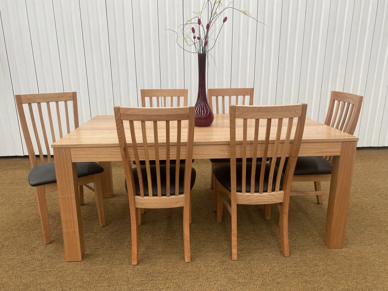 Bennetts Furniture & Bedding
