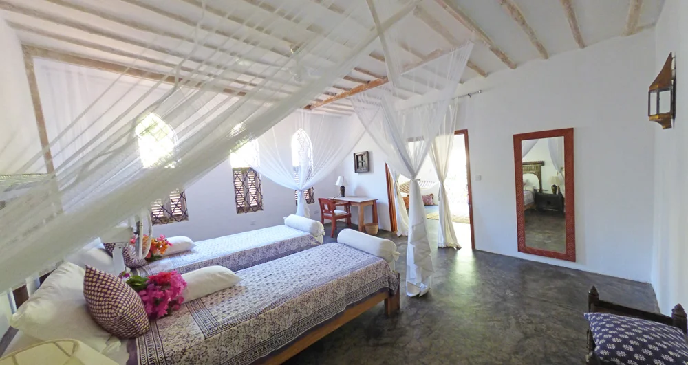 DHOW HOUSE — DiscoverWatamu