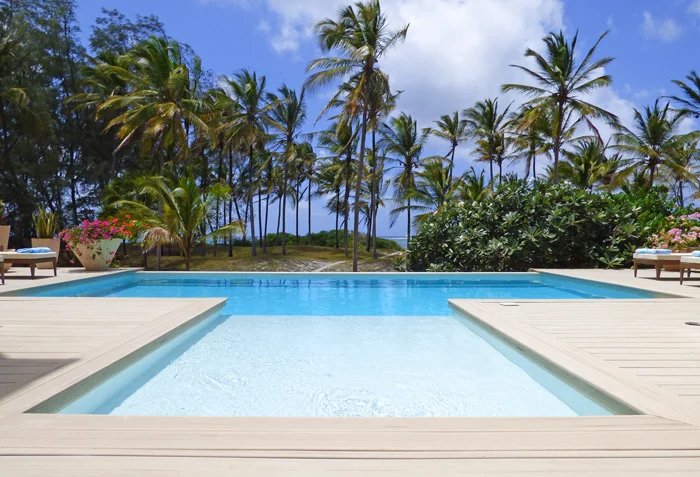 BEACH HOUSE — DiscoverWatamu