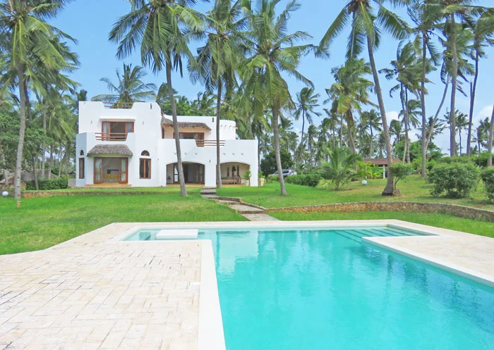 LAKESIDE HOUSE — DiscoverWatamu