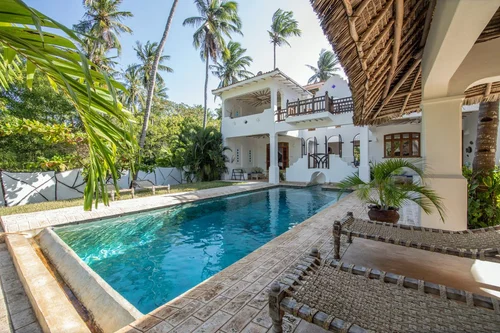 Ayana House — DiscoverWatamu