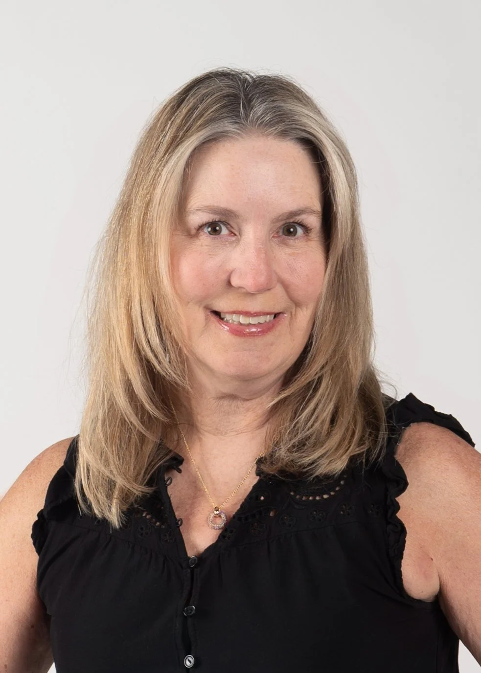 Sandy Lyons — The New Edge FSC