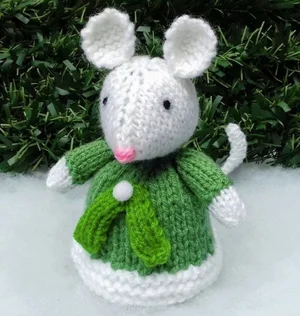 Cute Christmas Knitting Patterns to Download Today — Sum of their ...