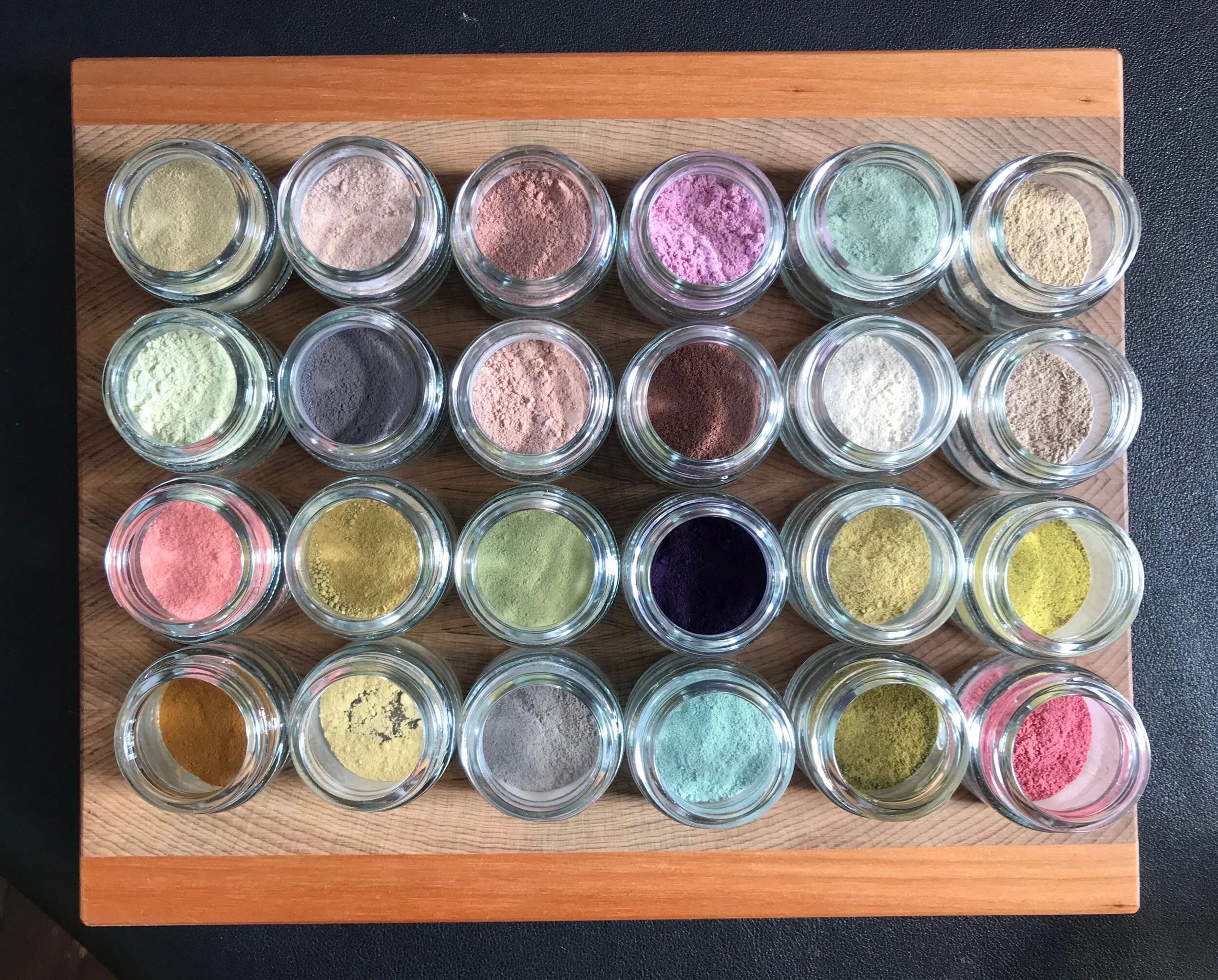 RUTH SIDDALL geologist & pigment scientist — WILD PIGMENT PROJECT