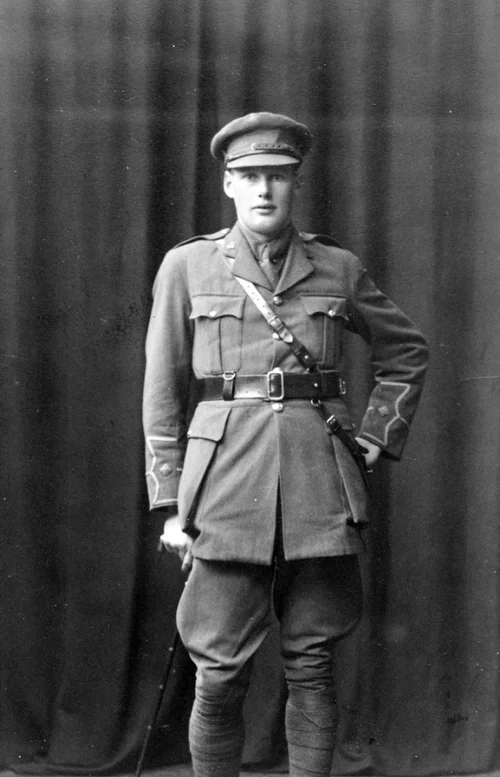 Walking with an Anzac — A Dardanelles Souvenir Badge, WW100NZ