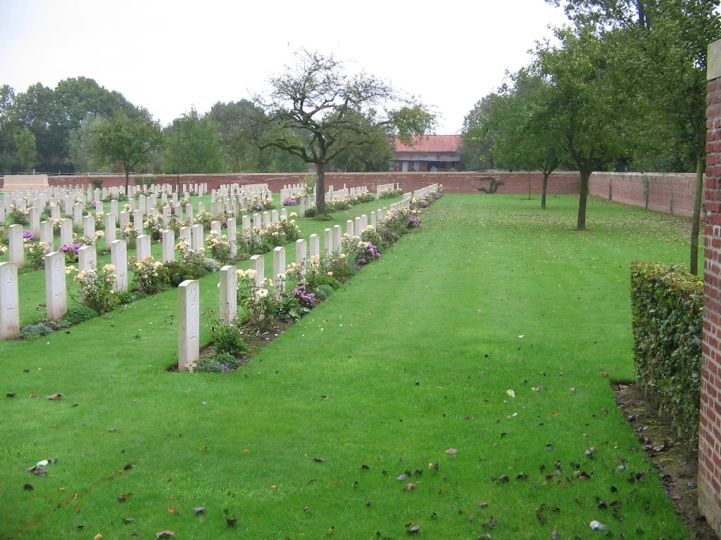 Walking with an Anzac — Unveiling of the Gates, WW100NZ