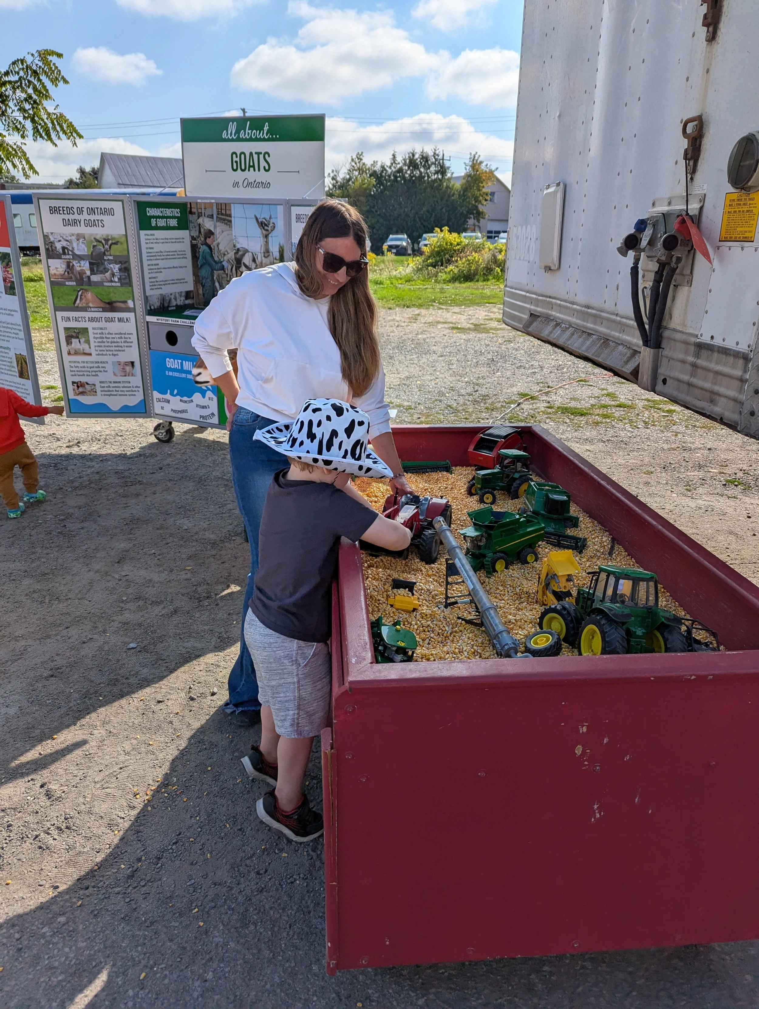 About the UFM — Uxbridge Farmers' Market