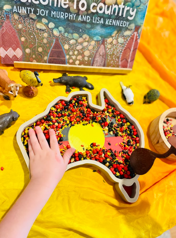 Aboriginal Flag Australia Sensory Tray — Riley Callie Resources