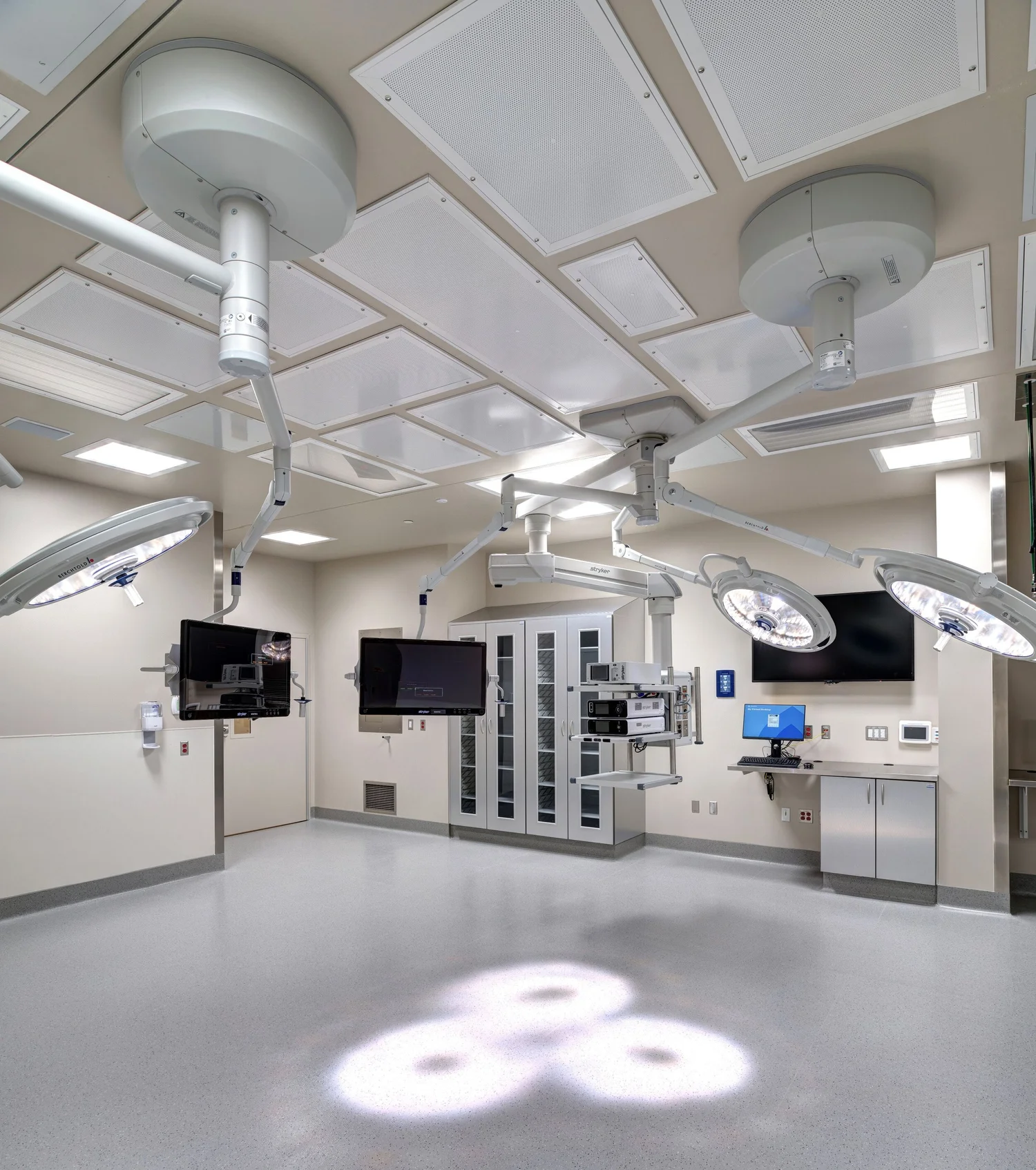 Beacon Kalamazoo Surgery Center Vertical Expansion — AVB Commercial ...