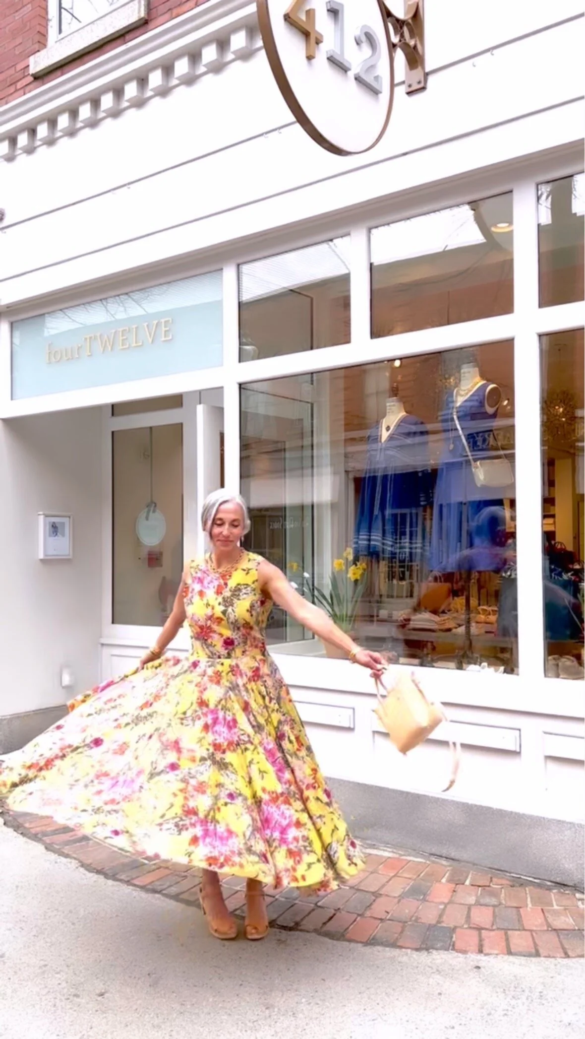 About — fourTWELVE