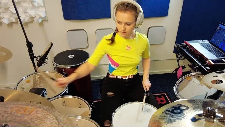 Media — MULTI-PERCUSSIONIST AND MORE