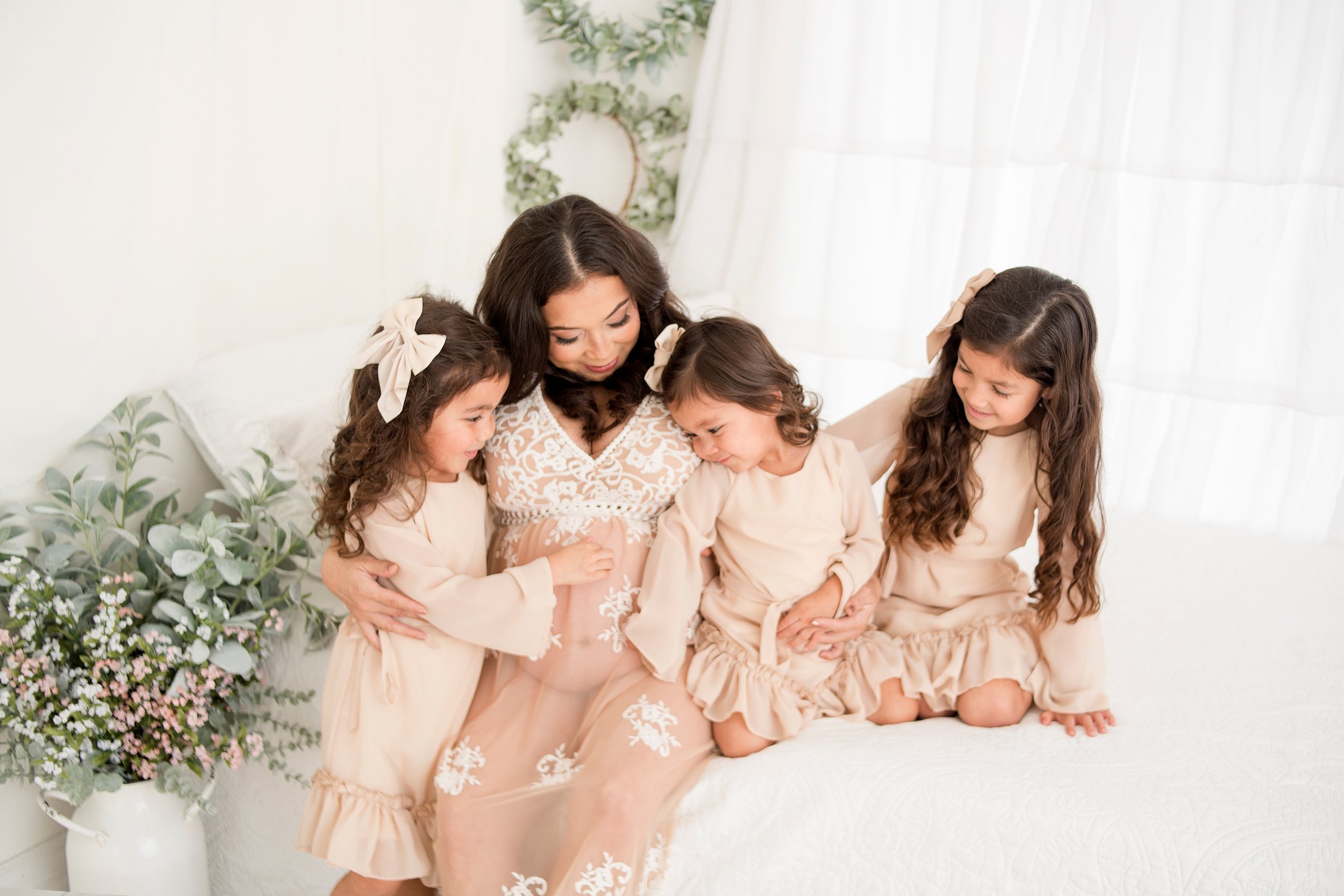 Maternity — Hello Baby Studios