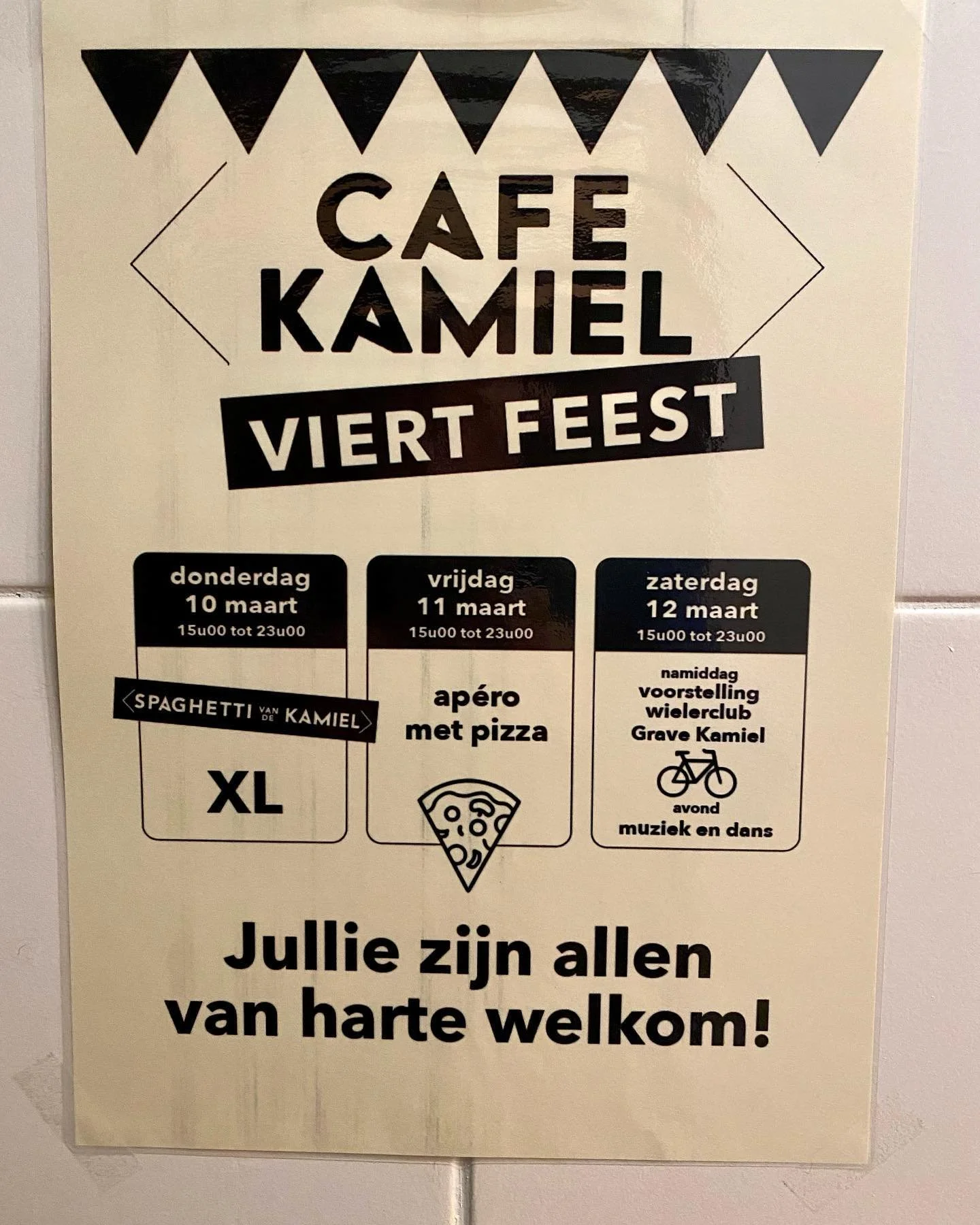 Grave Kamiel — Café Kamiel