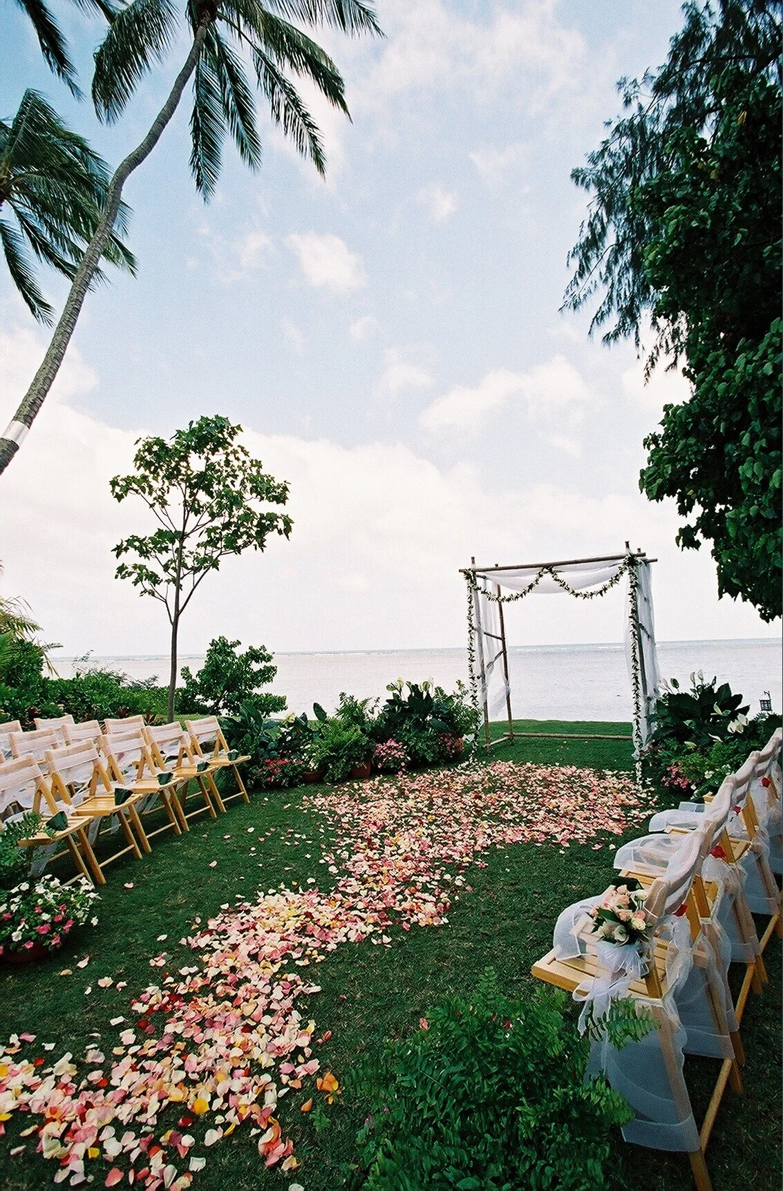 Private Indoor Hawaii Wedding or Fresh Outdoor Hawaii Wedding? (Part 2 ...