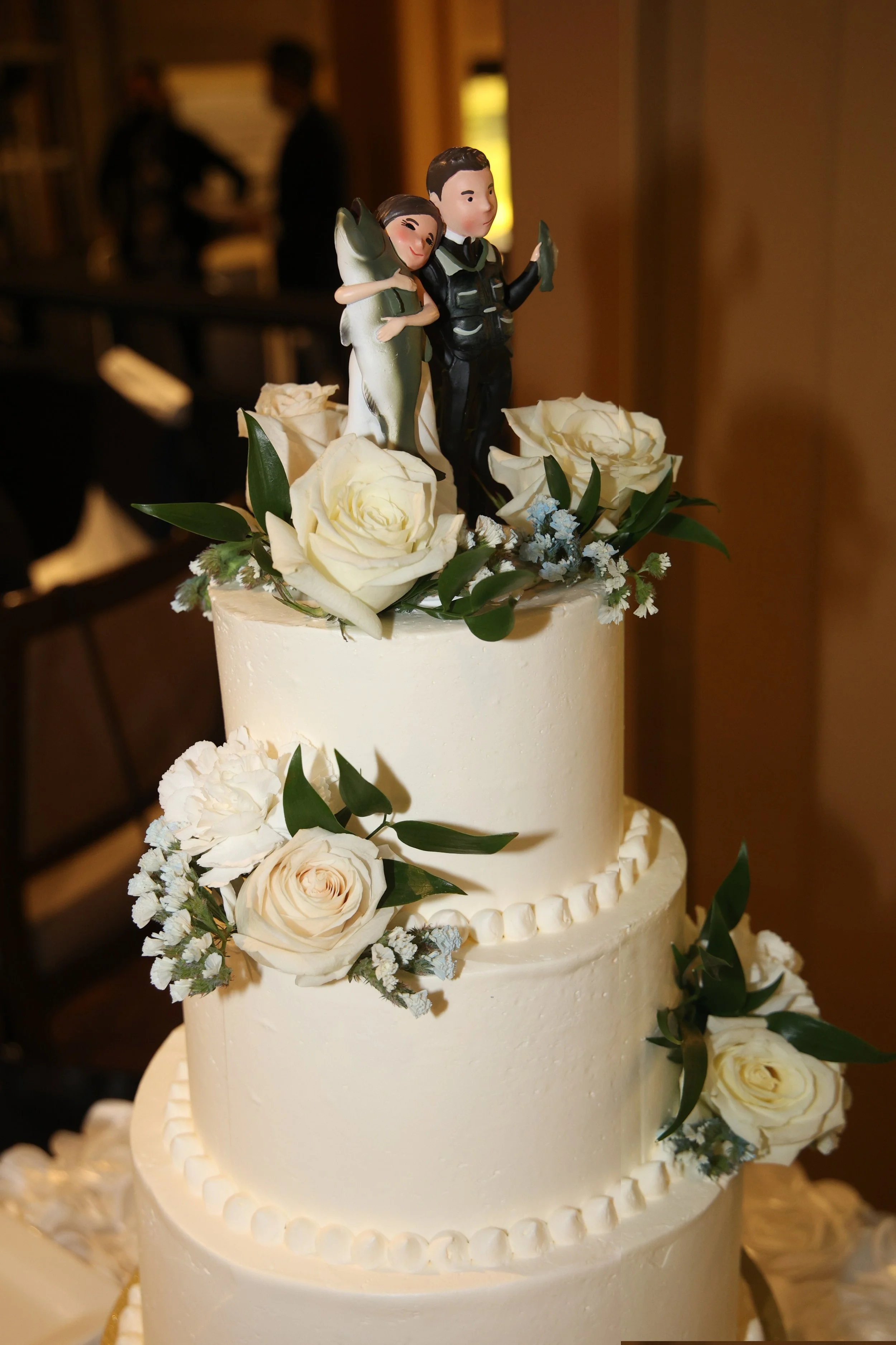 All About Wedding Cakes: Styles, Flavors, What to do With Leftovers and ...