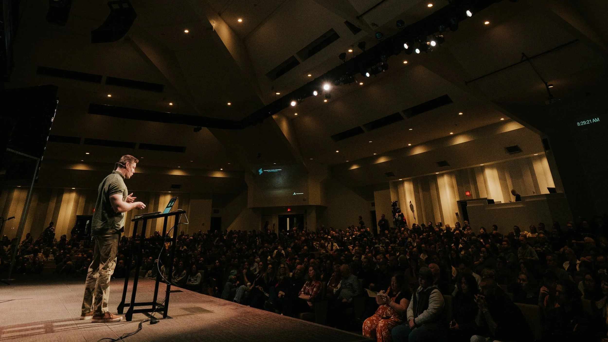 Book me — Wesley Huff