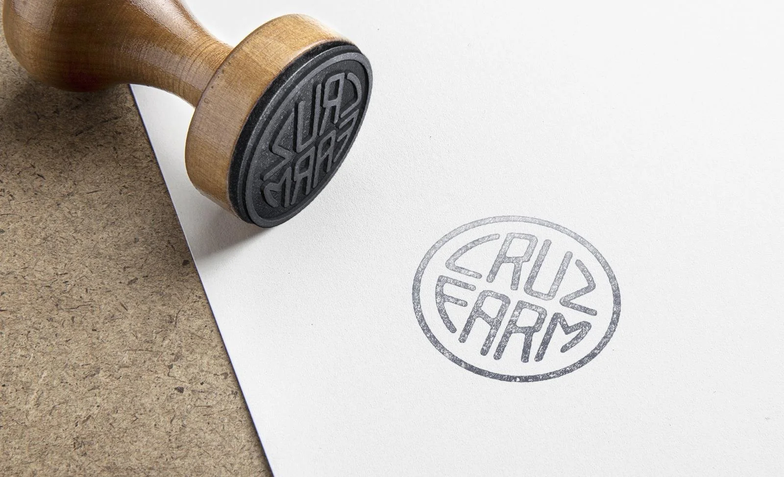 Cruz Farm — Logoburo