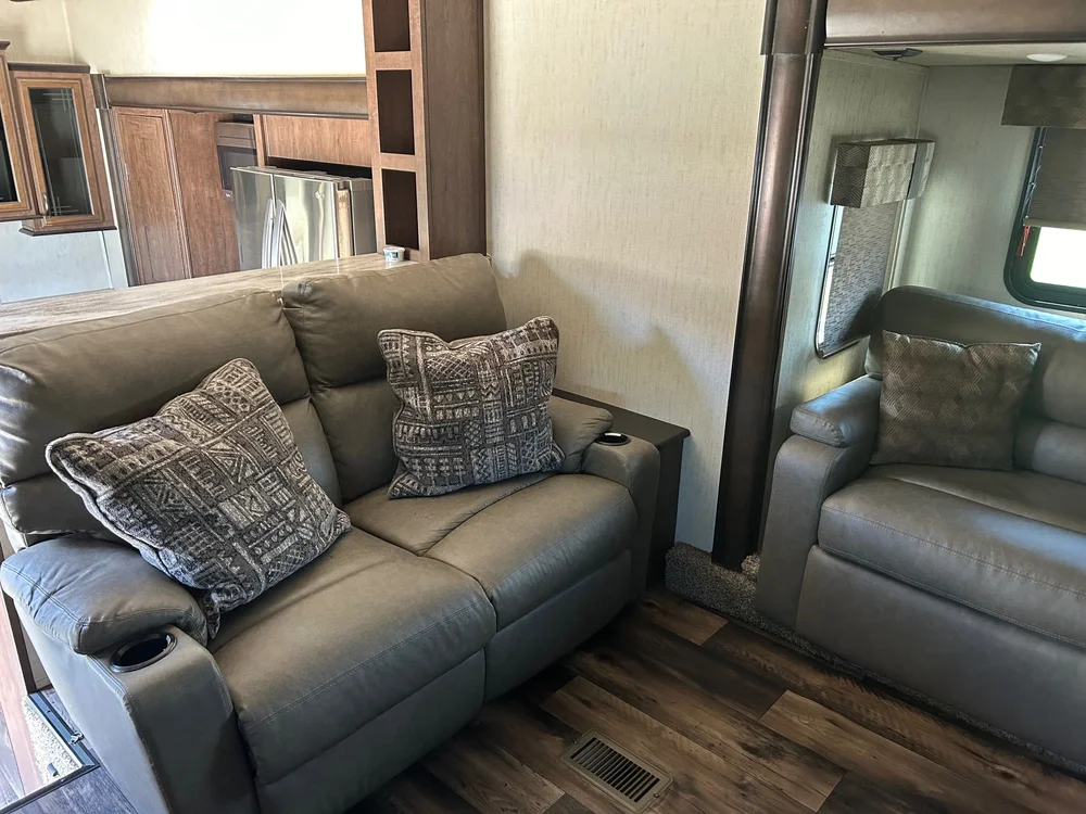 Repo Sales — Universal Federal Credit Union