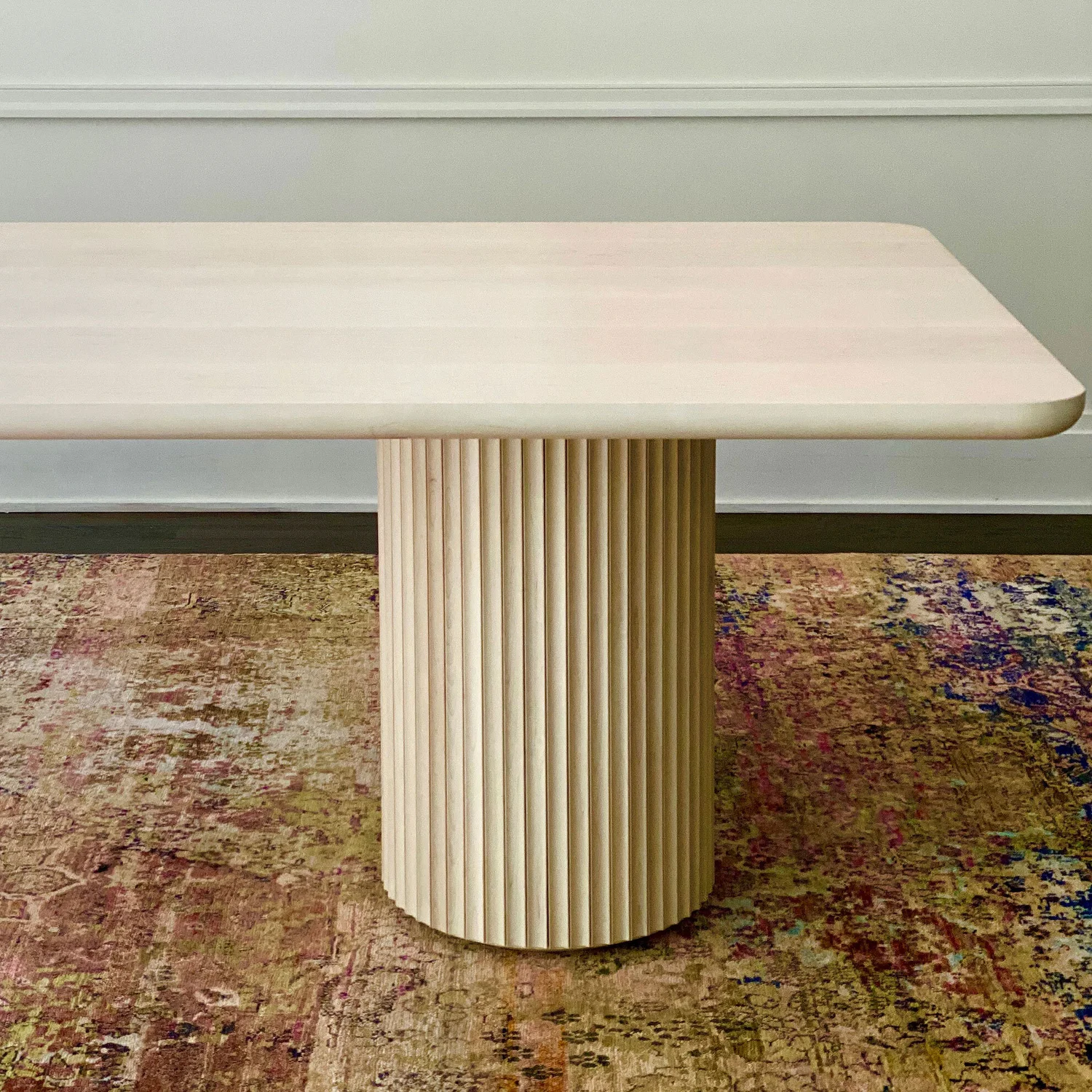 Pilar Dining Table Round — INDO-