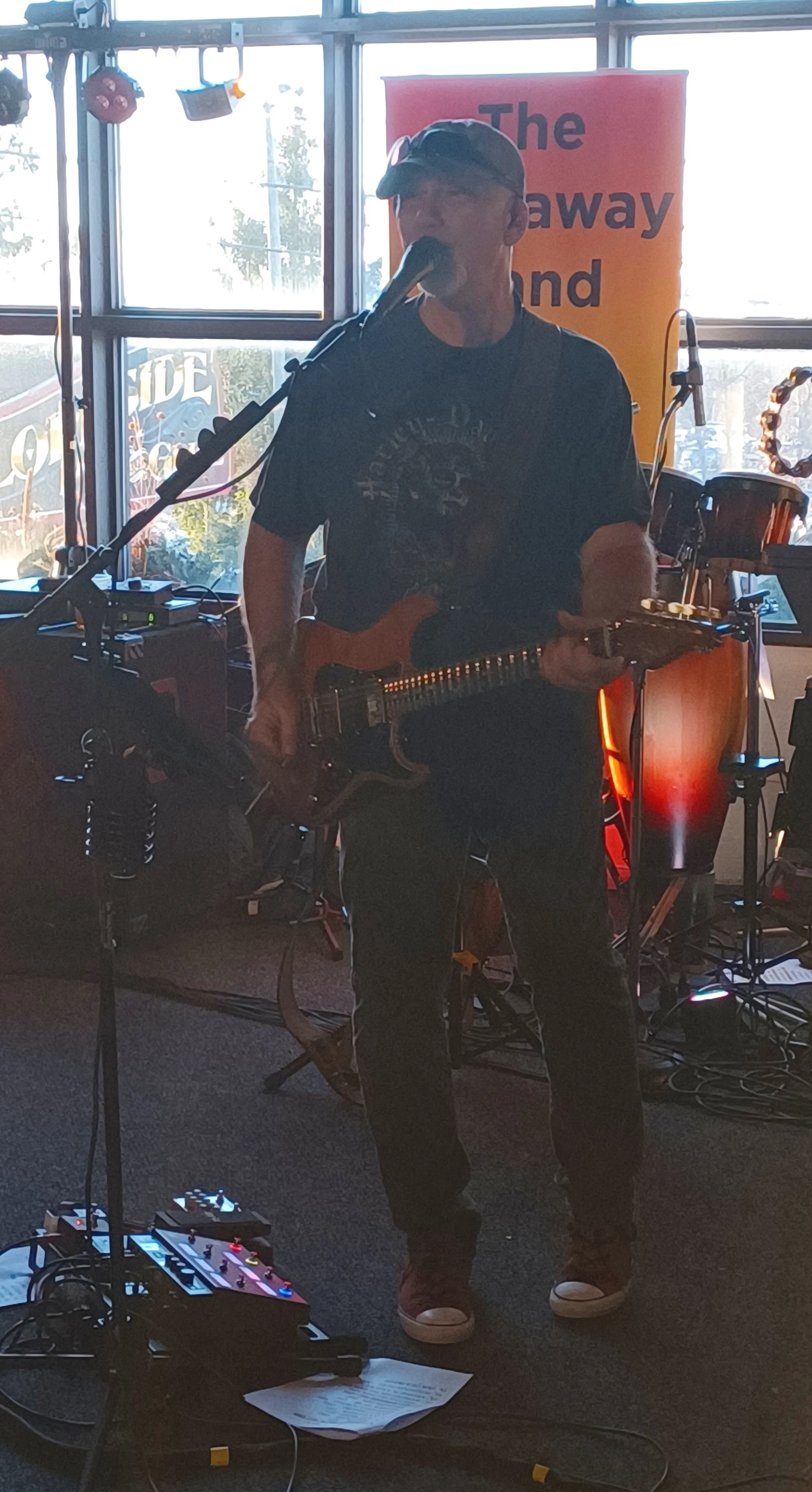 About — The Castaway Band