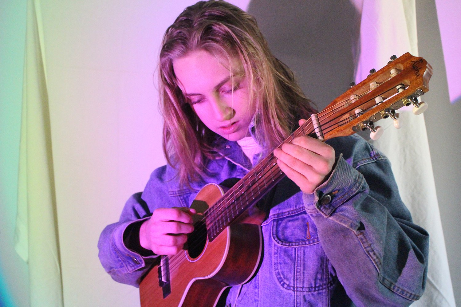 Lhasa Petik - Friends of Friends Music