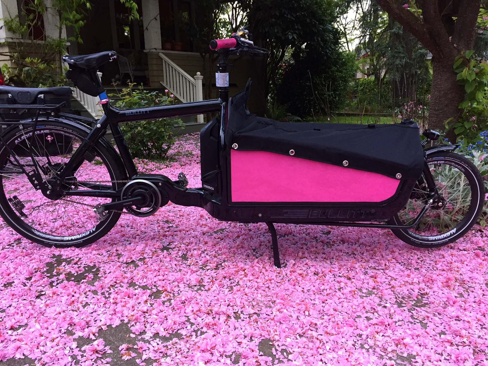 Bullitt Cargo Bikes by Larry vs Harry — Splendid Cycles