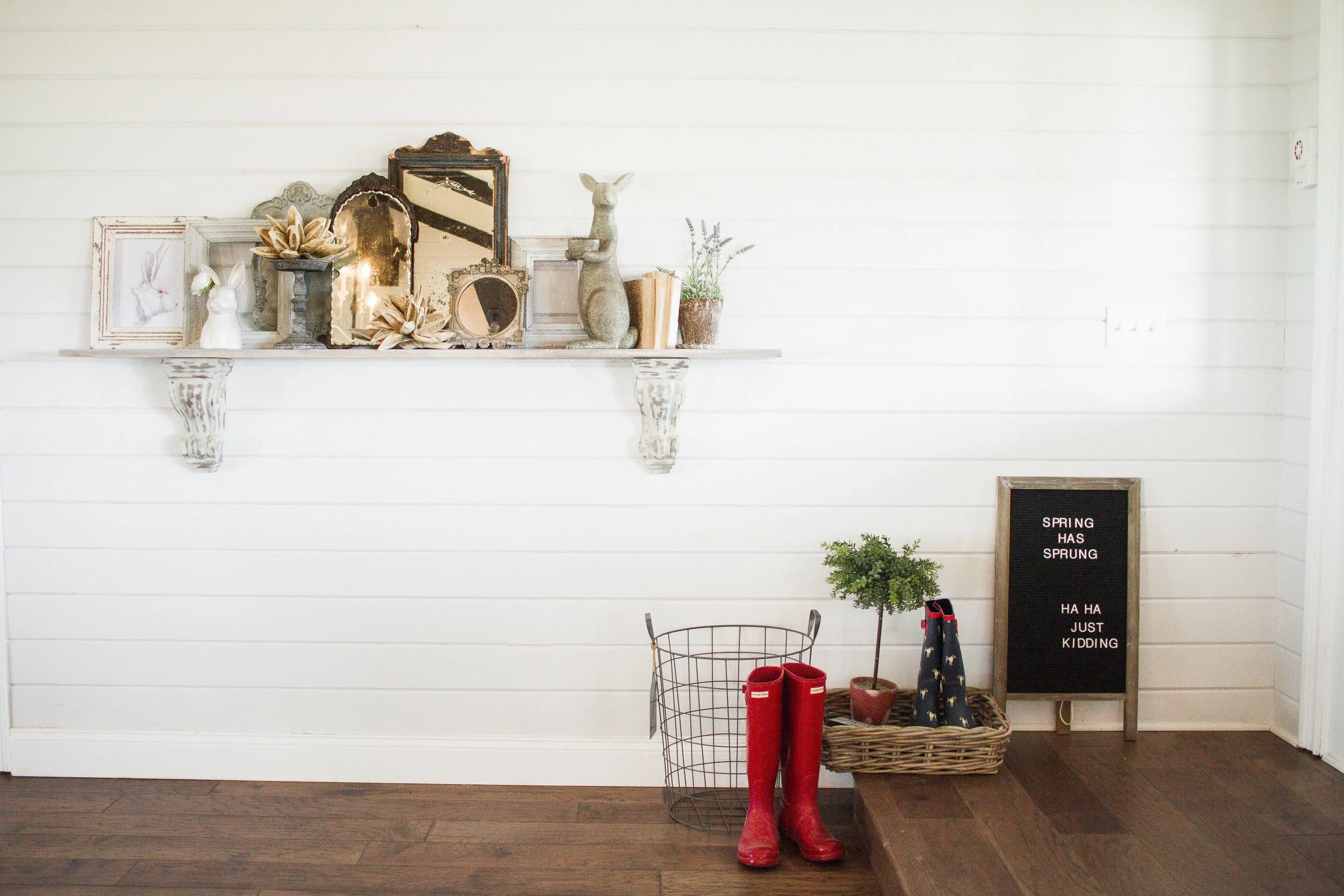 My Little Barn Home Tour - Spring Decor Inspiration — Farmhouse Living