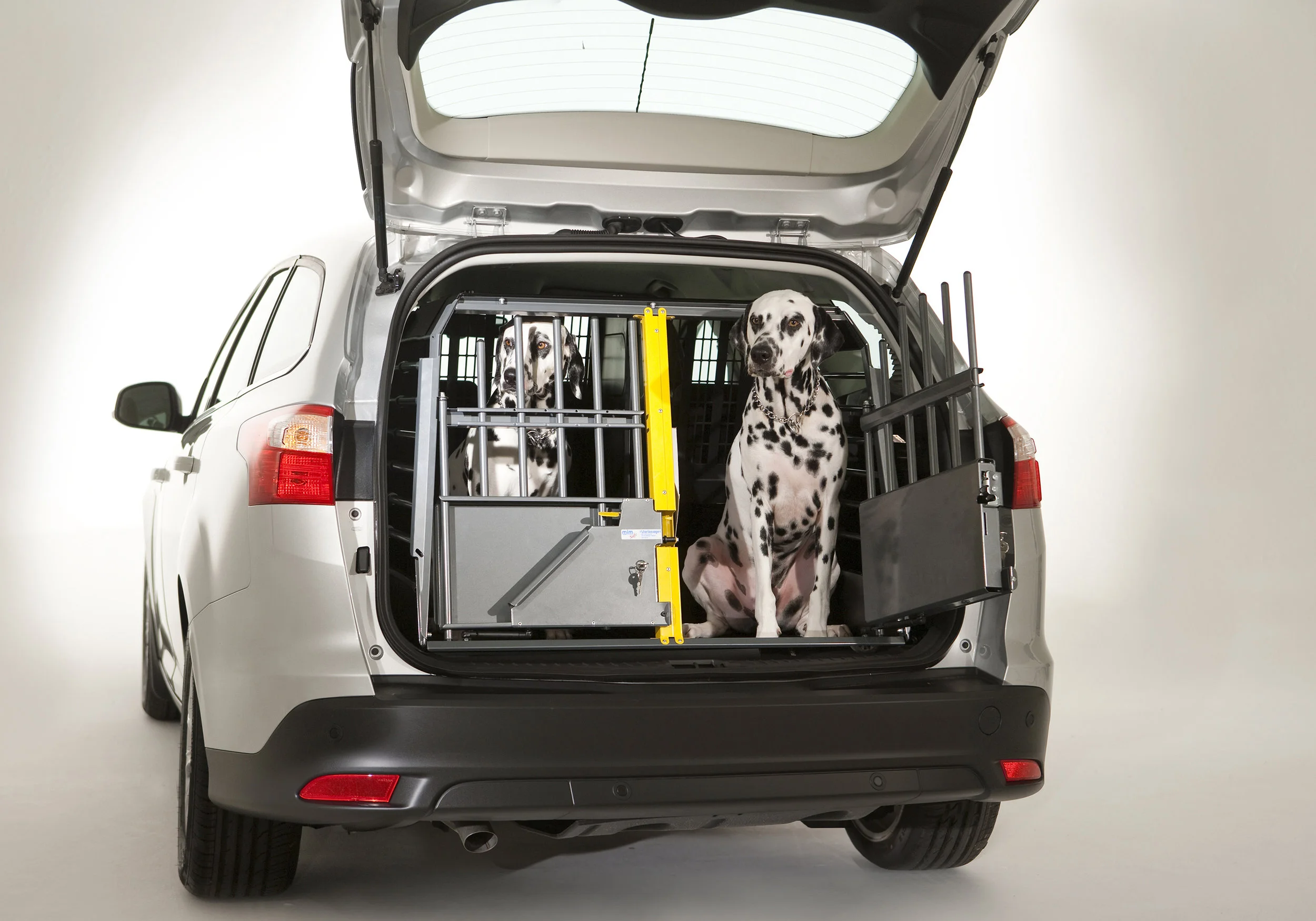 The Industrious Hound - VarioCage