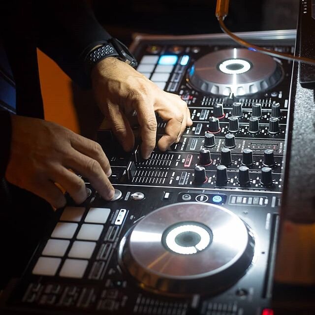 AJDJ Entertainment Services