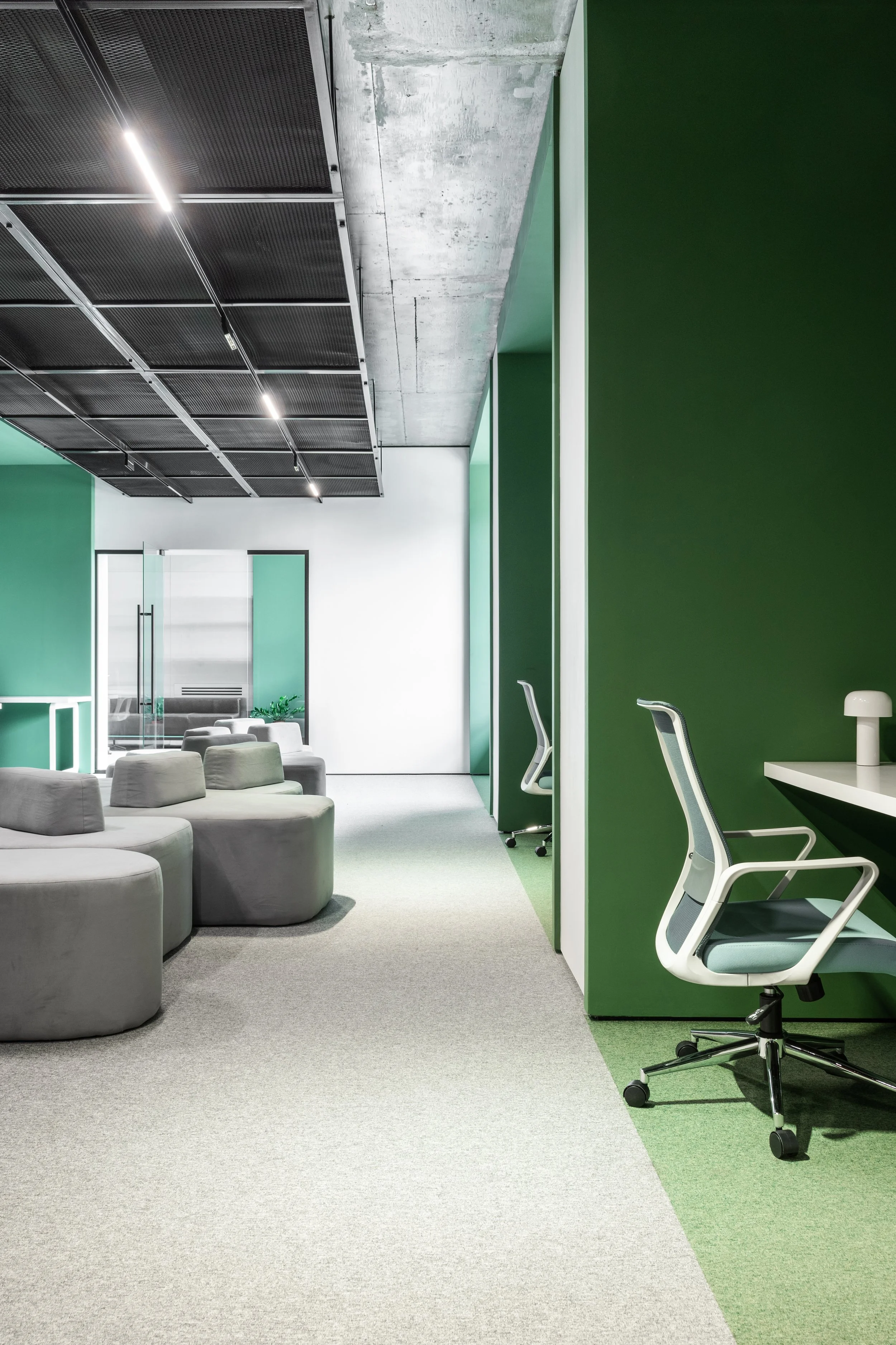 Kvadra Architects Studio: the Genius behind the Light of Stratera Office