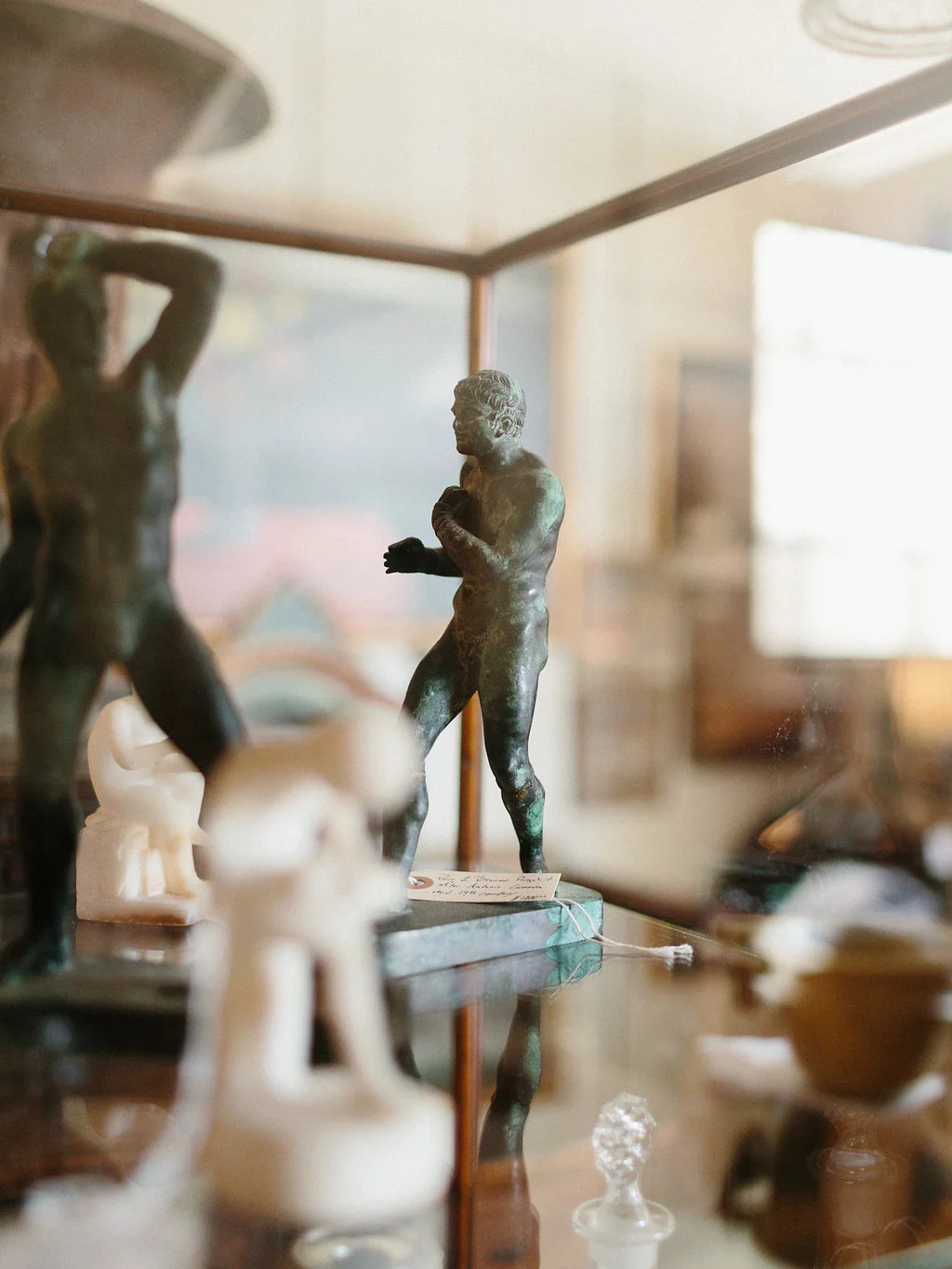 Wynsum Antiques & Interiors