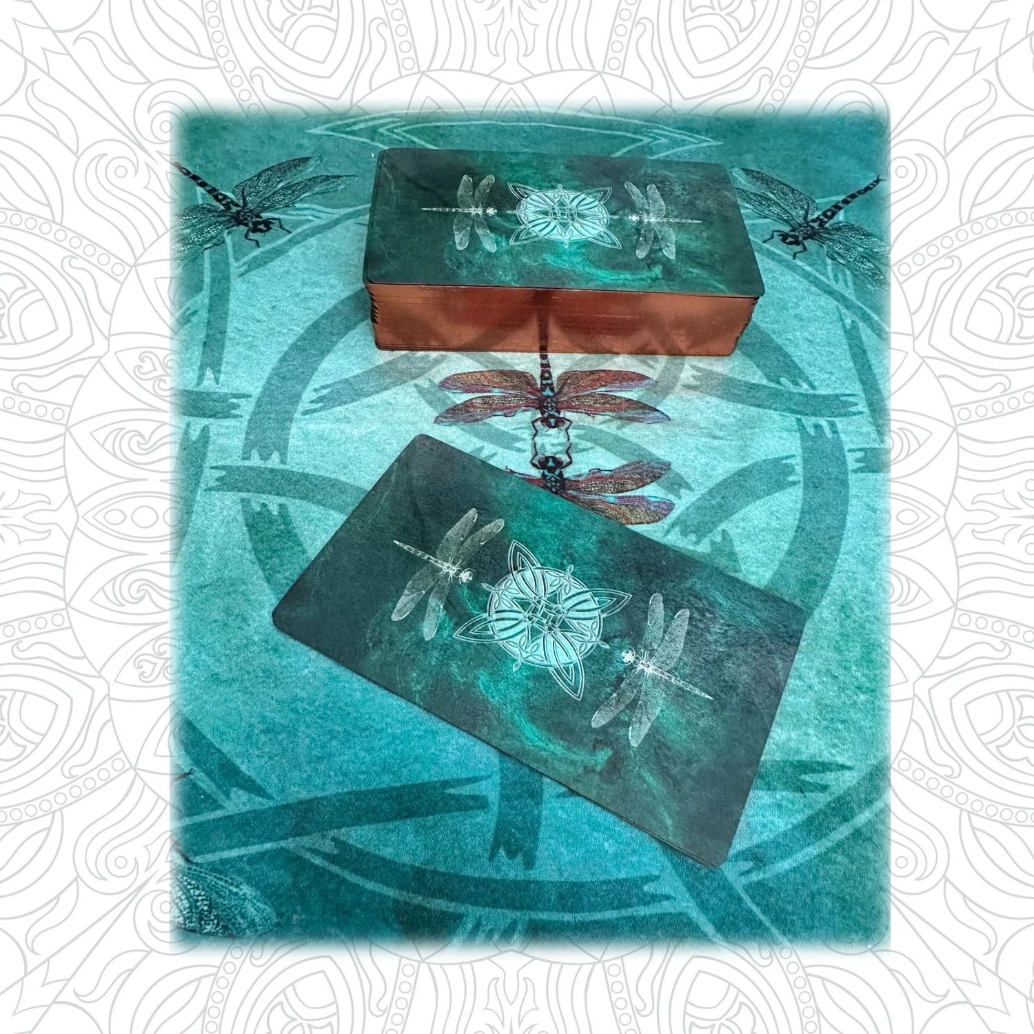 Bee-themed tarot and oracle decks — Bee, Butterfly, Dragonfly Tarot and ...